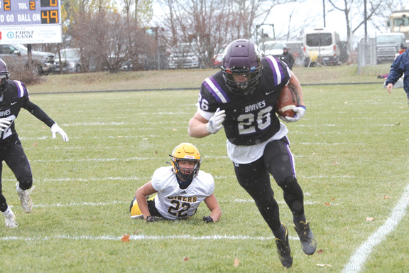 On to the semifinals: Negaunee Miners football team advances to MHSAA ...